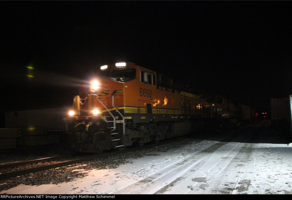 BNSF 6692